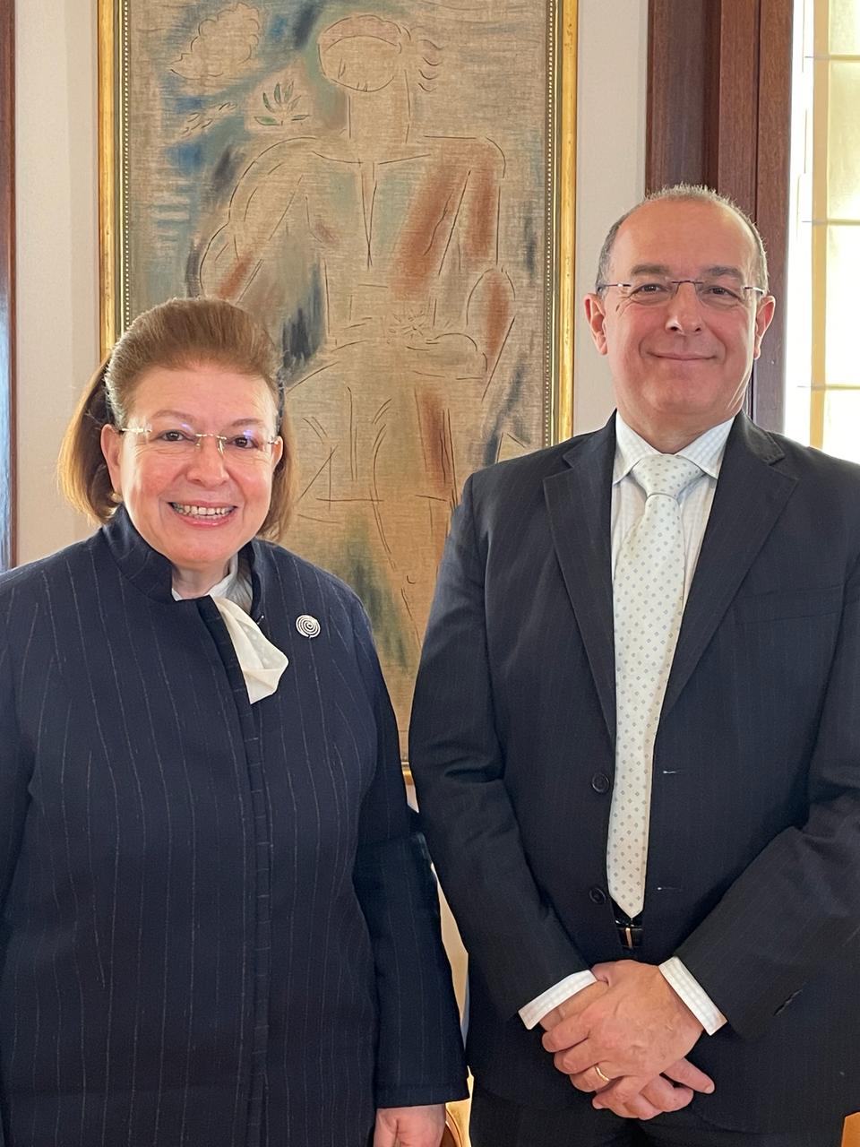 Συνάντηση εργασίας της Υπουργού Πολιτισμού Λίνας Μενδώνη με τον Πρέσβη ...